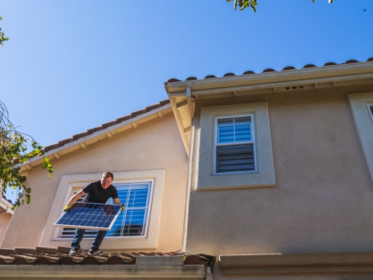 Mono Vs Poly Solar Panels: Costs & Benefits | Power Wizard Mono Vs Poly Solar Panels: Costs & Benefits | Power Wizard